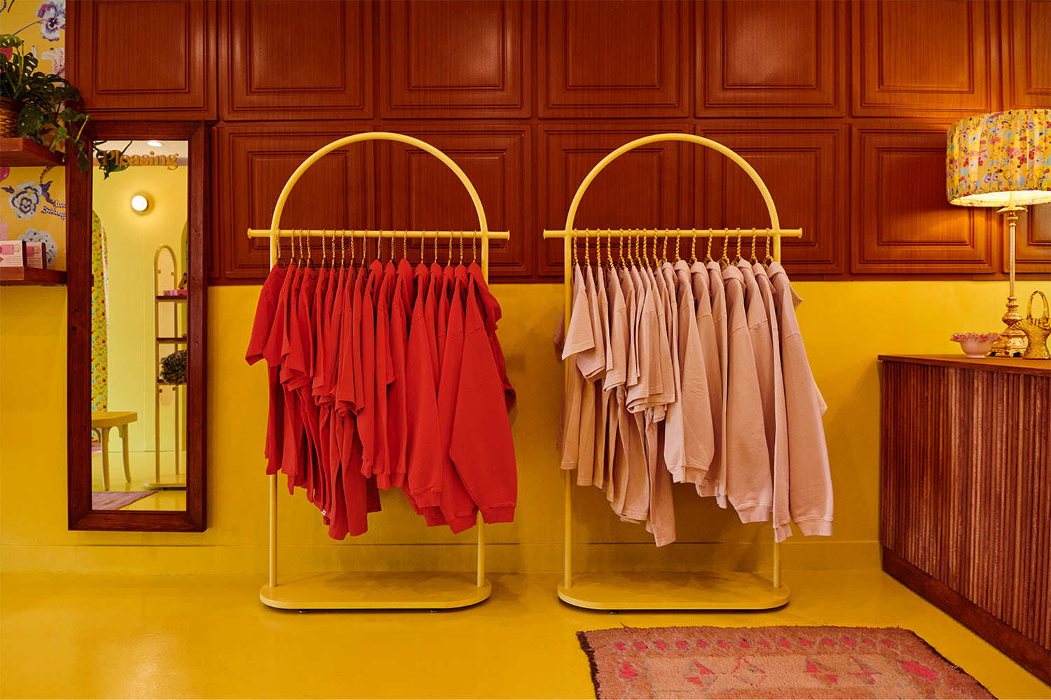 Pleasing Pop-Up - Abbot Kinney